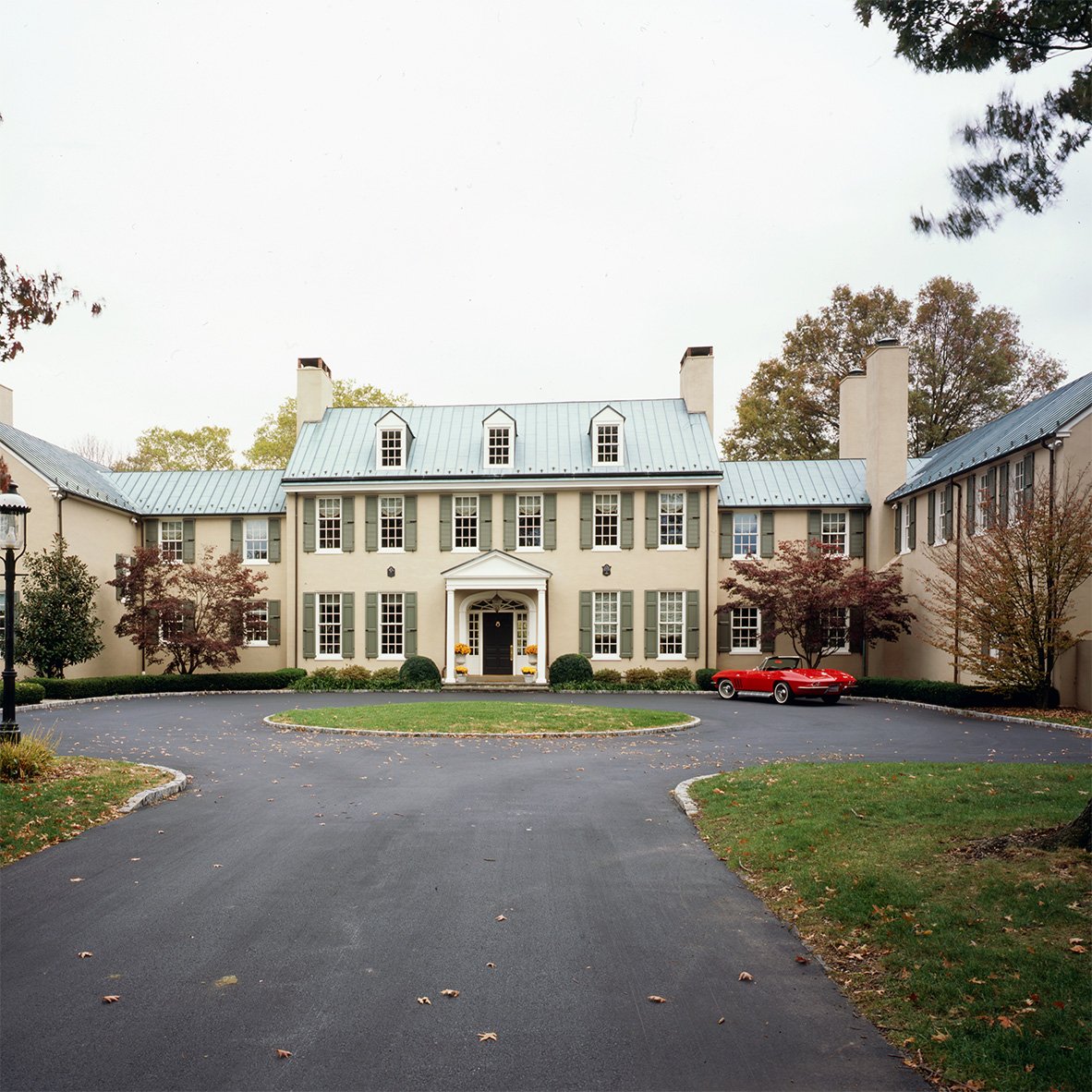 Best Shutter Colors for Brick Homes | Timberlane Blog